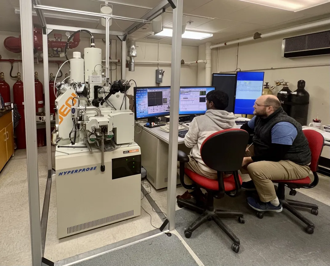 “Time Capsule” Rocks Uncover the Early History of the Earth and the ...